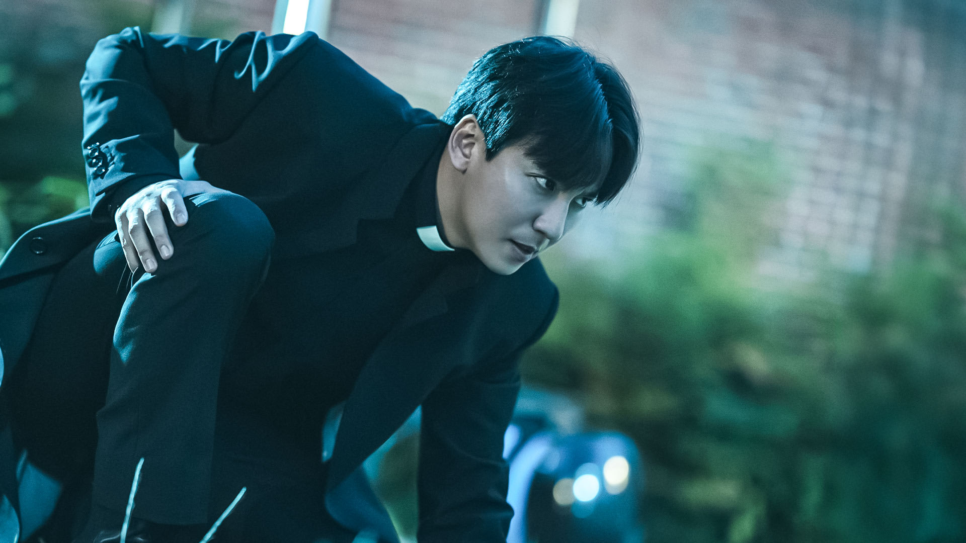 The Fiery Priest, Action Crime Comedy TV Series - Nonton Semua Episode Terbaru Online di Disney+