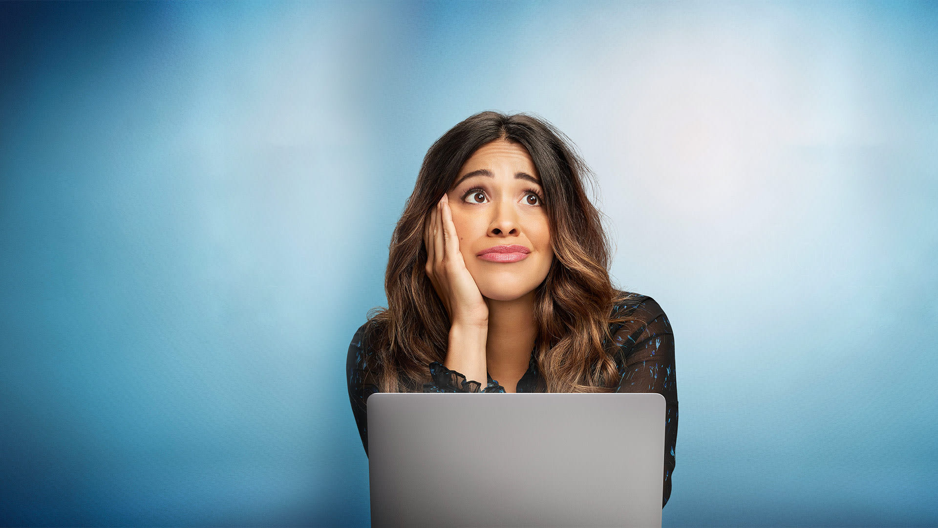 ซีรีส์ Not Dead Yet Drama Comedy รับชมได้เลยบน Disney+