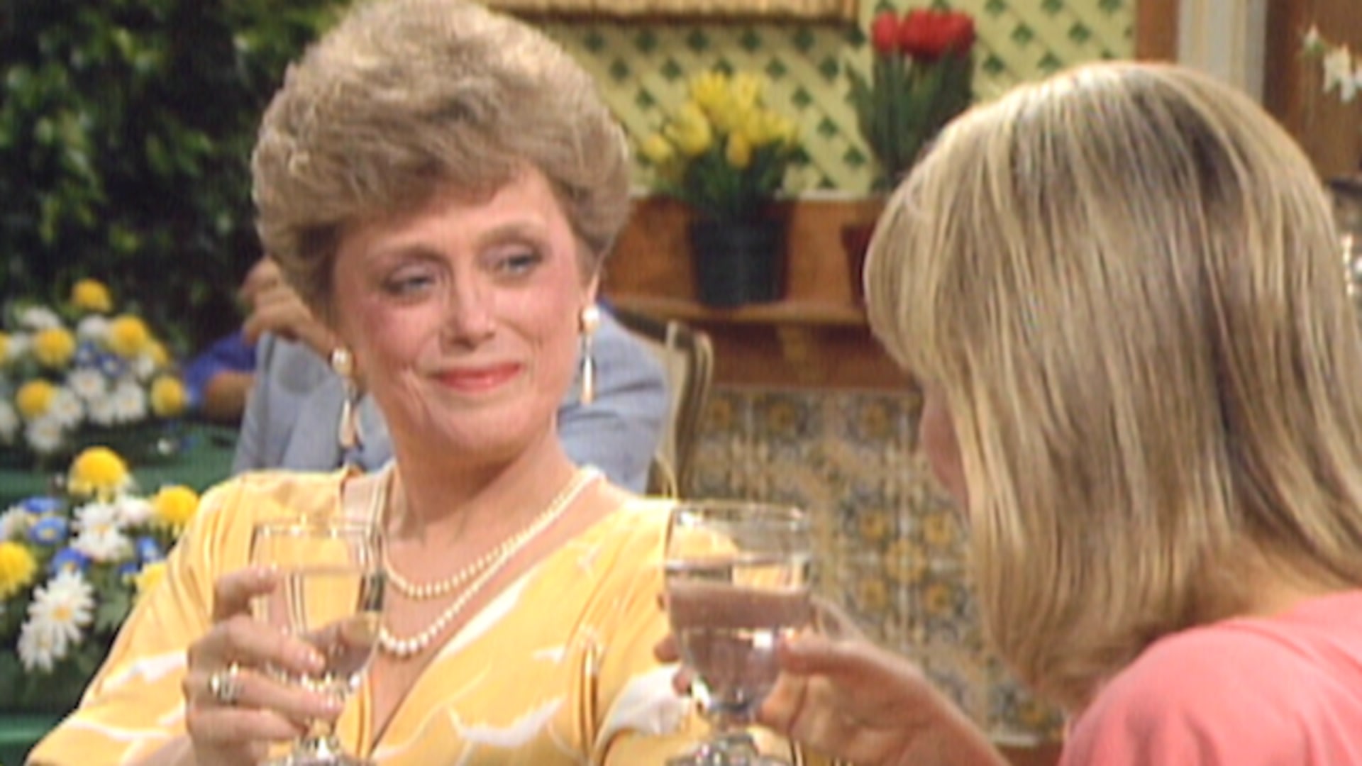 The Golden Girls on Disney+ Qatar | English French (Parisian) French ...