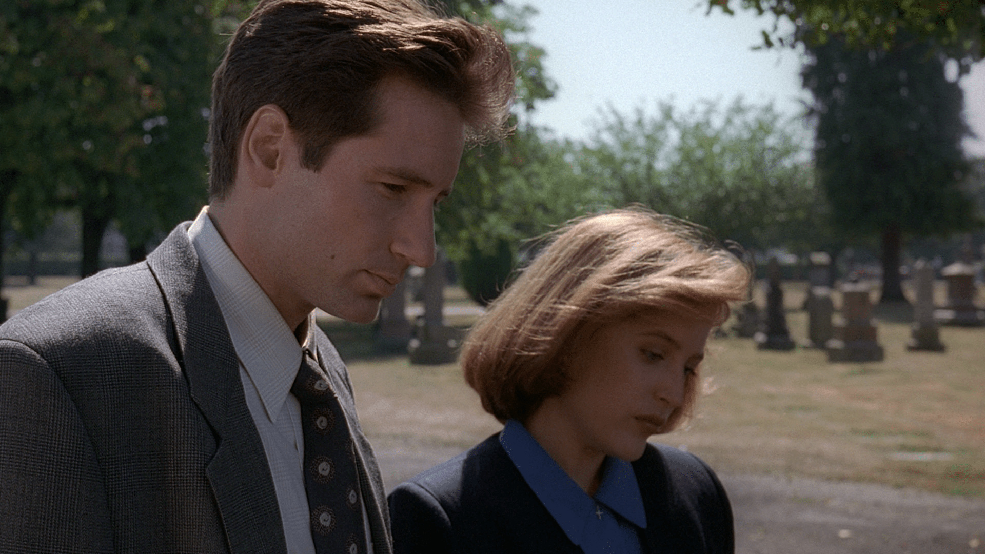 The X-Files on Disney+ United Arab Emirates | English Spanish Castilian ...