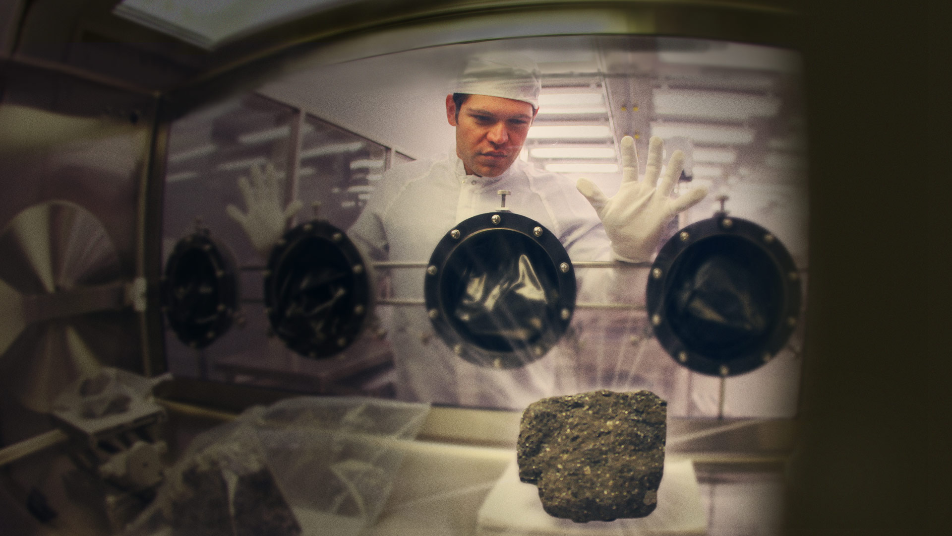 Million Dollar Moon Rock Heist - Disney+