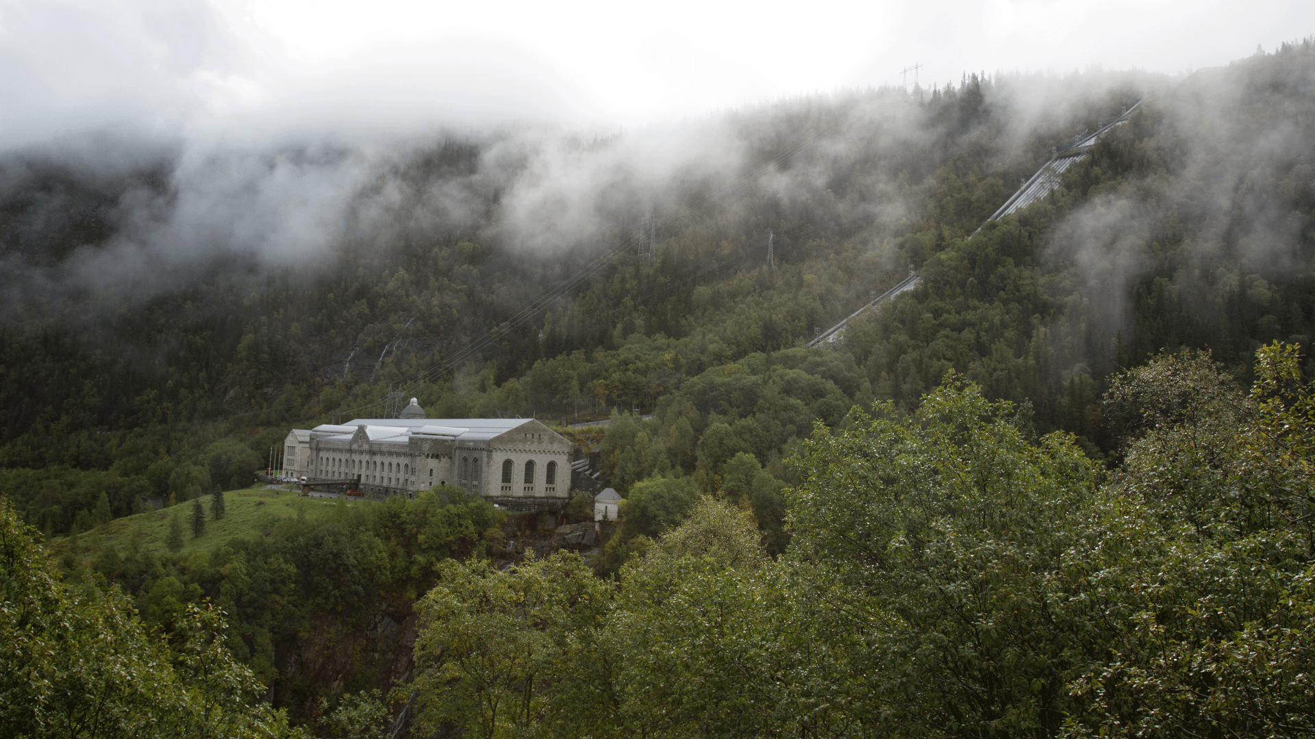 Drain the Oceans - Disney+