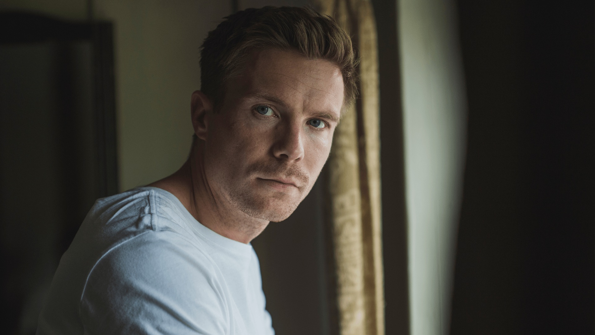 Deep State on Disney+ South Africa | English French (Parisian) Spanish ...