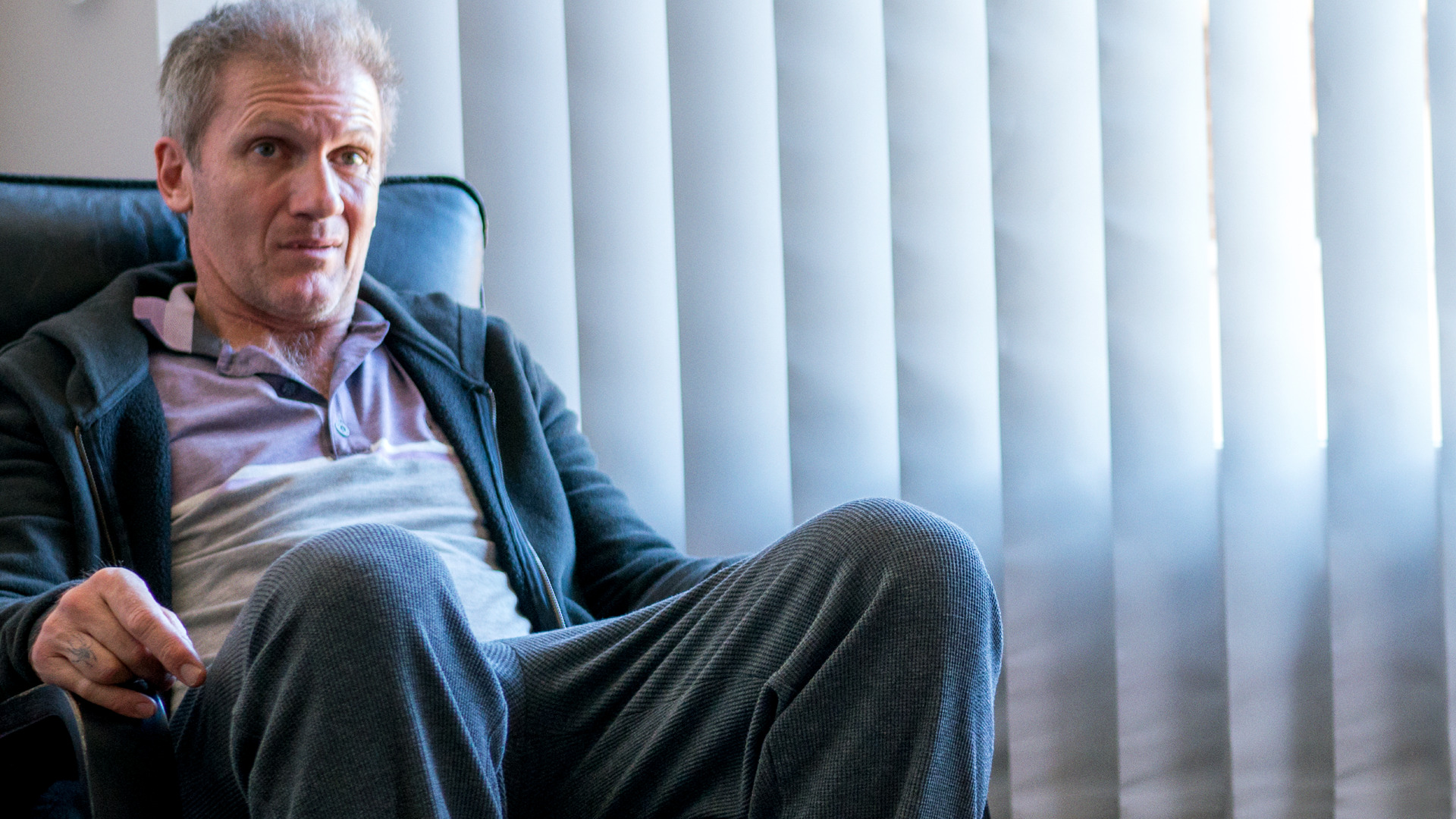 Mr Inbetween on Disney+ United Arab Emirates | English French (Parisian ...