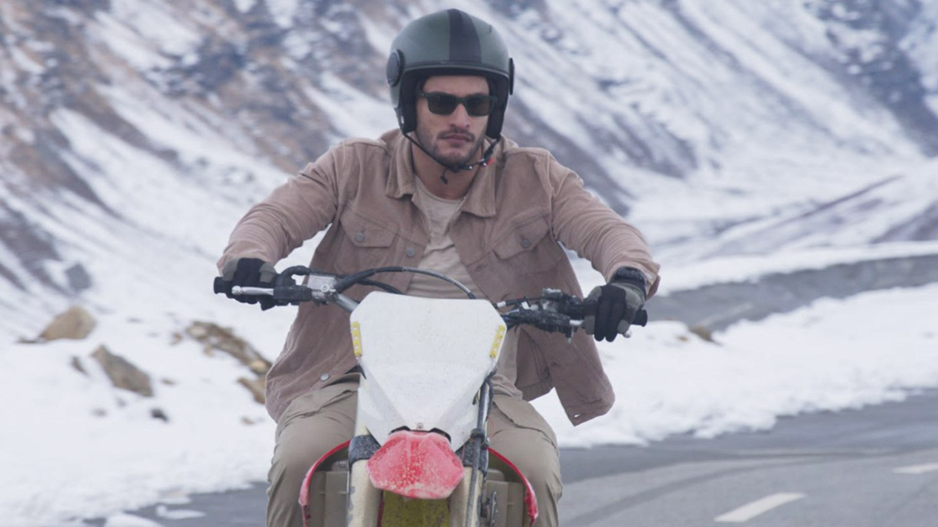 JioHotstar - Watch TV Shows, Movies, Specials, Live Cricket & Football