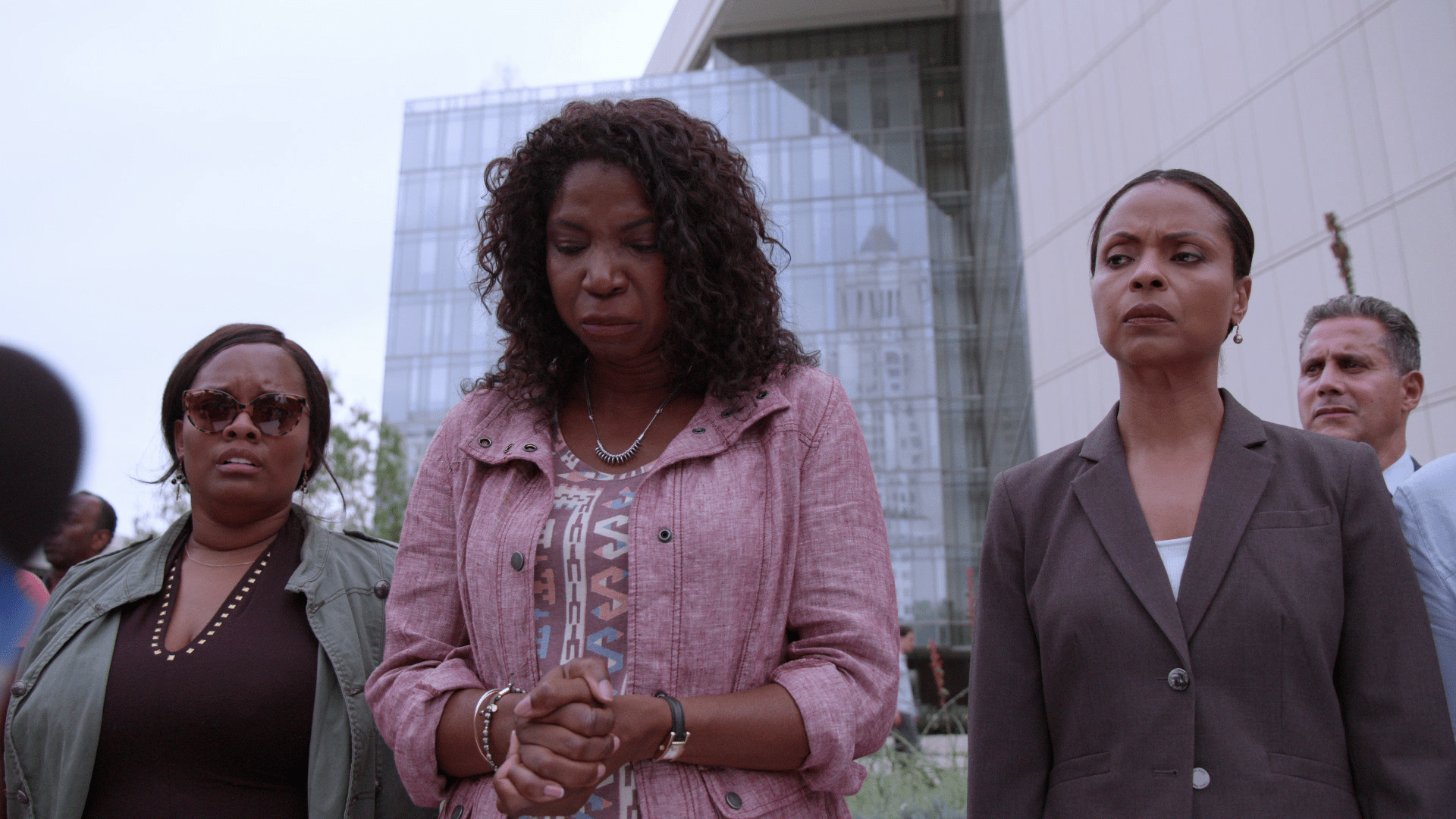 Good Trouble - Disney+