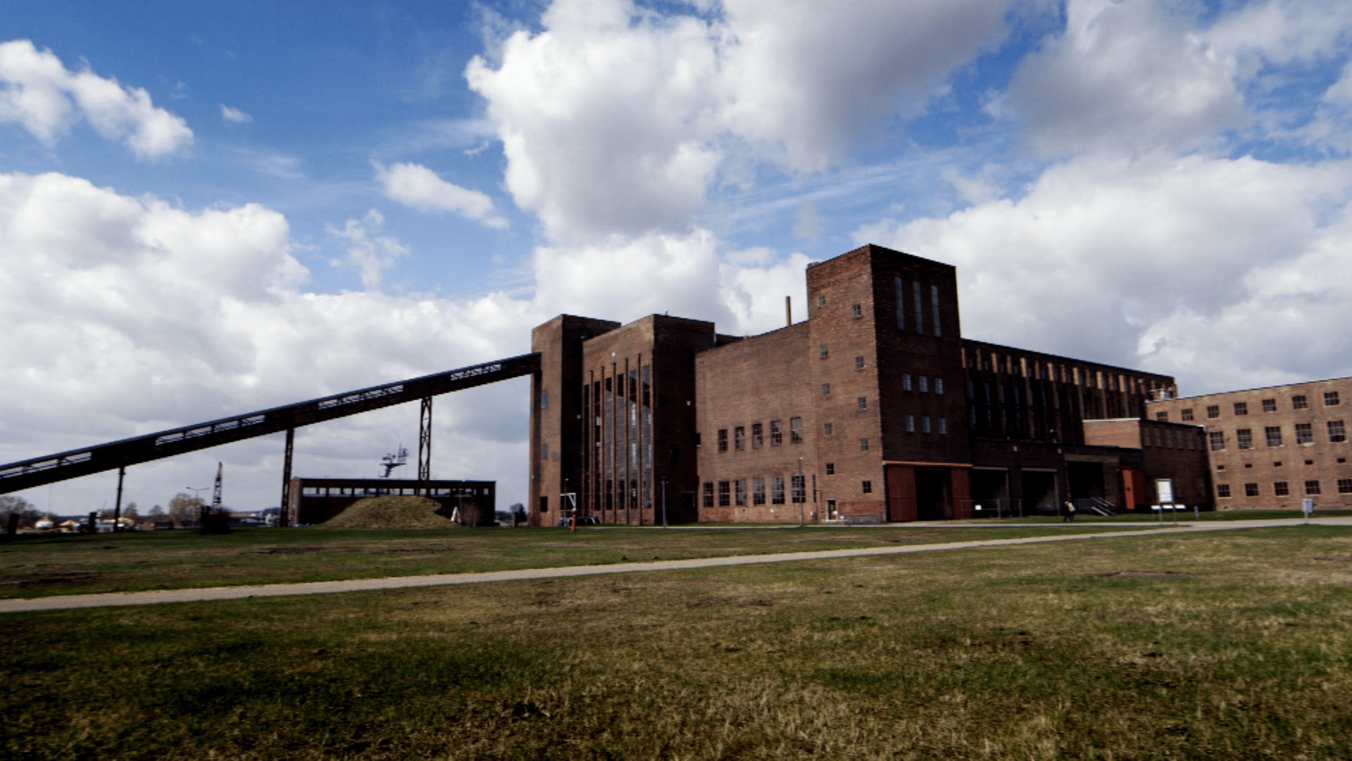 Nazi Megastructures - Disney+