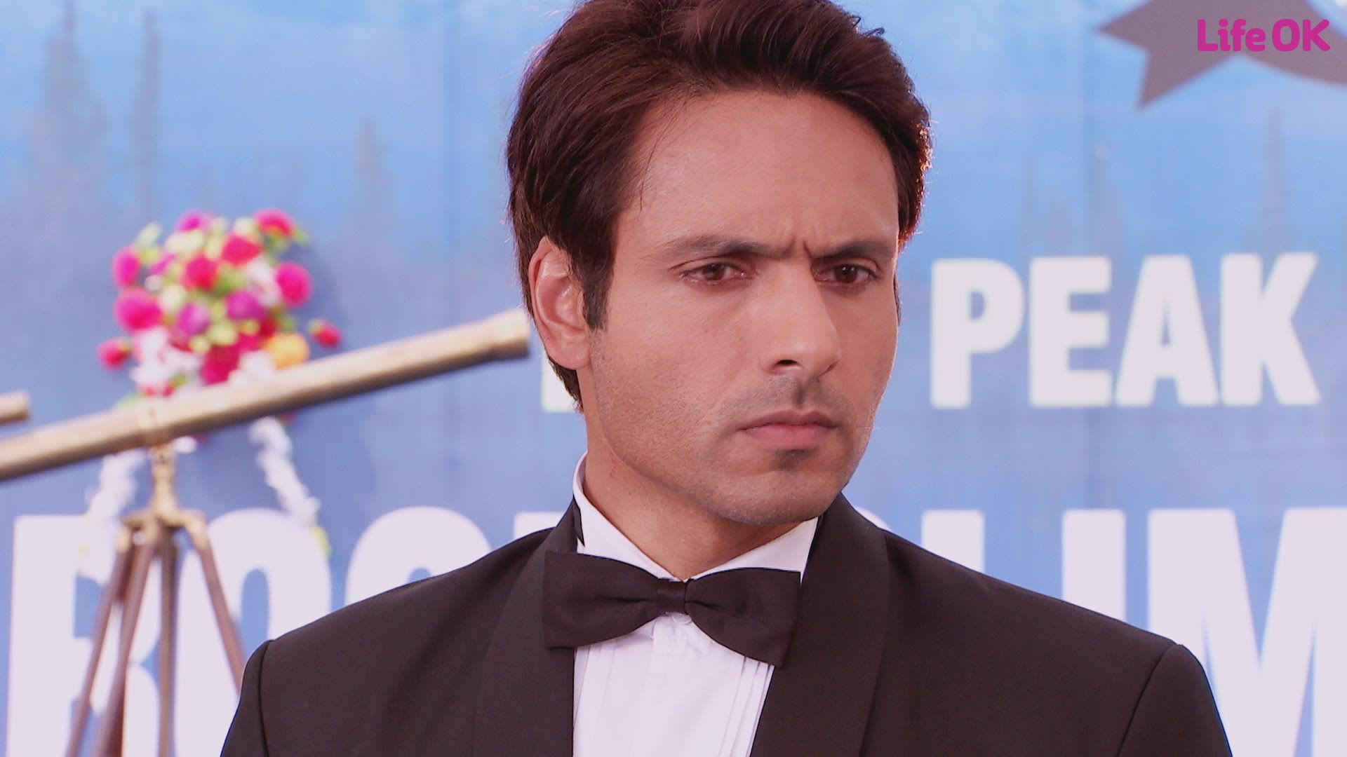 JioHotstar - Watch TV Shows, Movies, Specials, Live Cricket & Football