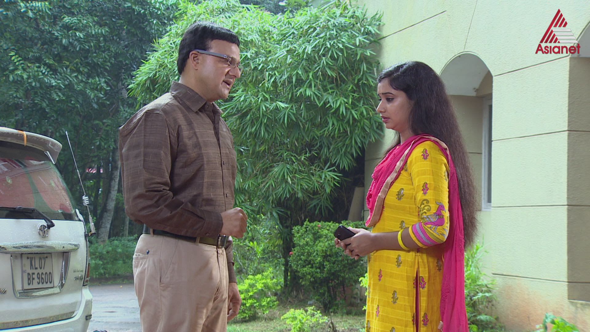 JioHotstar - Watch TV Shows, Movies, Specials, Live Cricket & Football